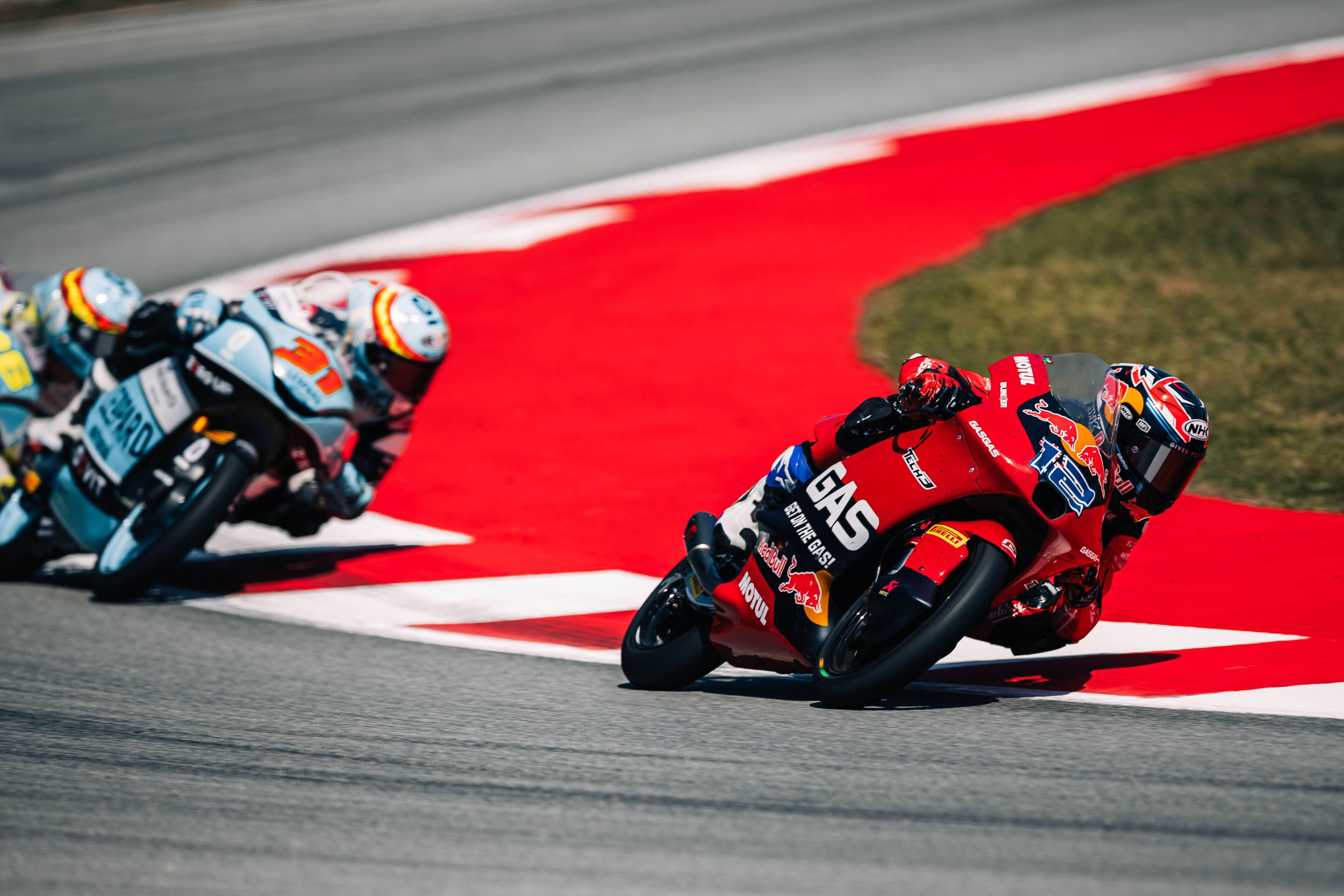 Roulstone Ends Rookie Moto3 Season with a Stellar Performance in Barce ...